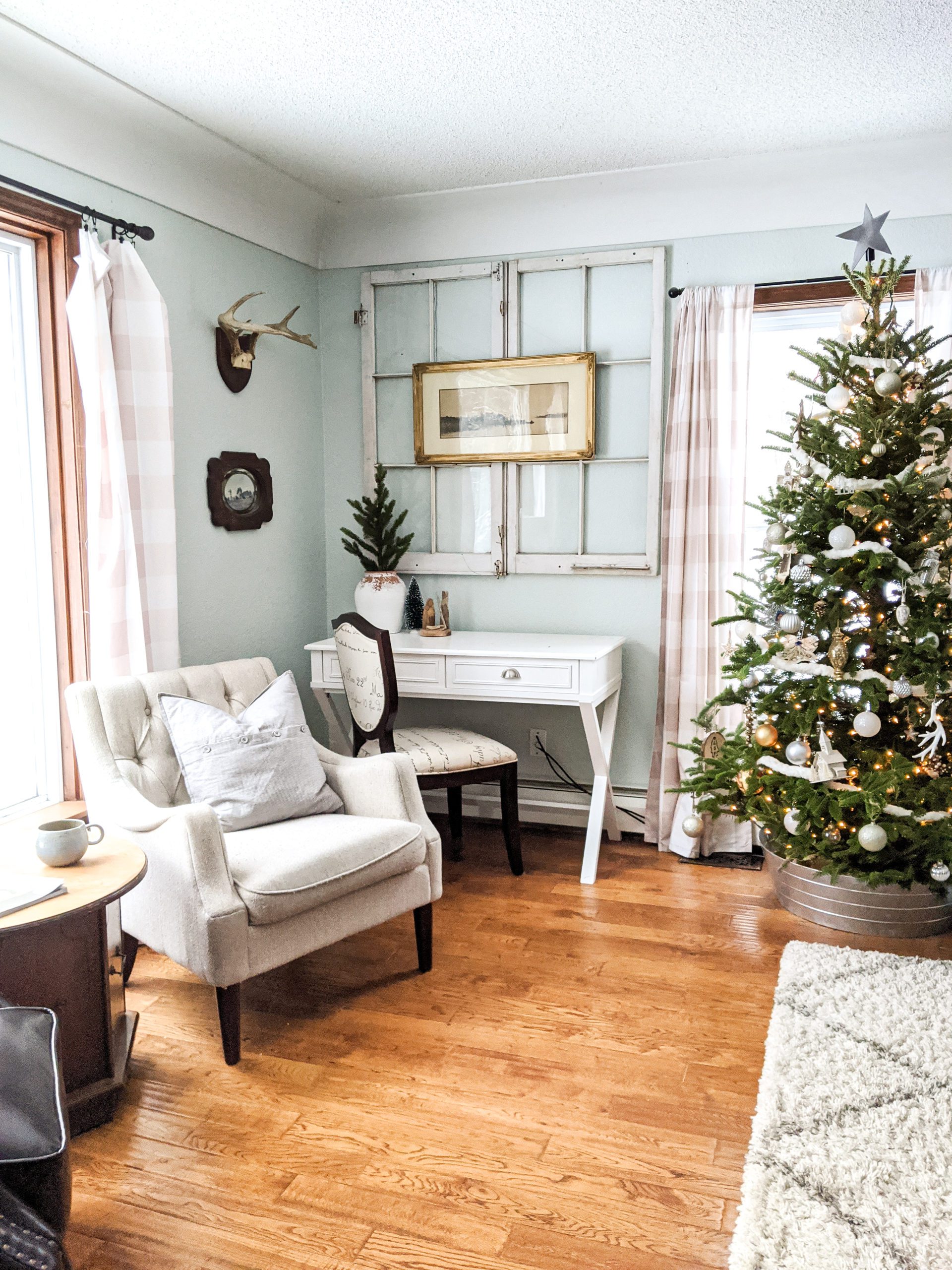 Christmas Home Tour | 2020 Edition – Charming North