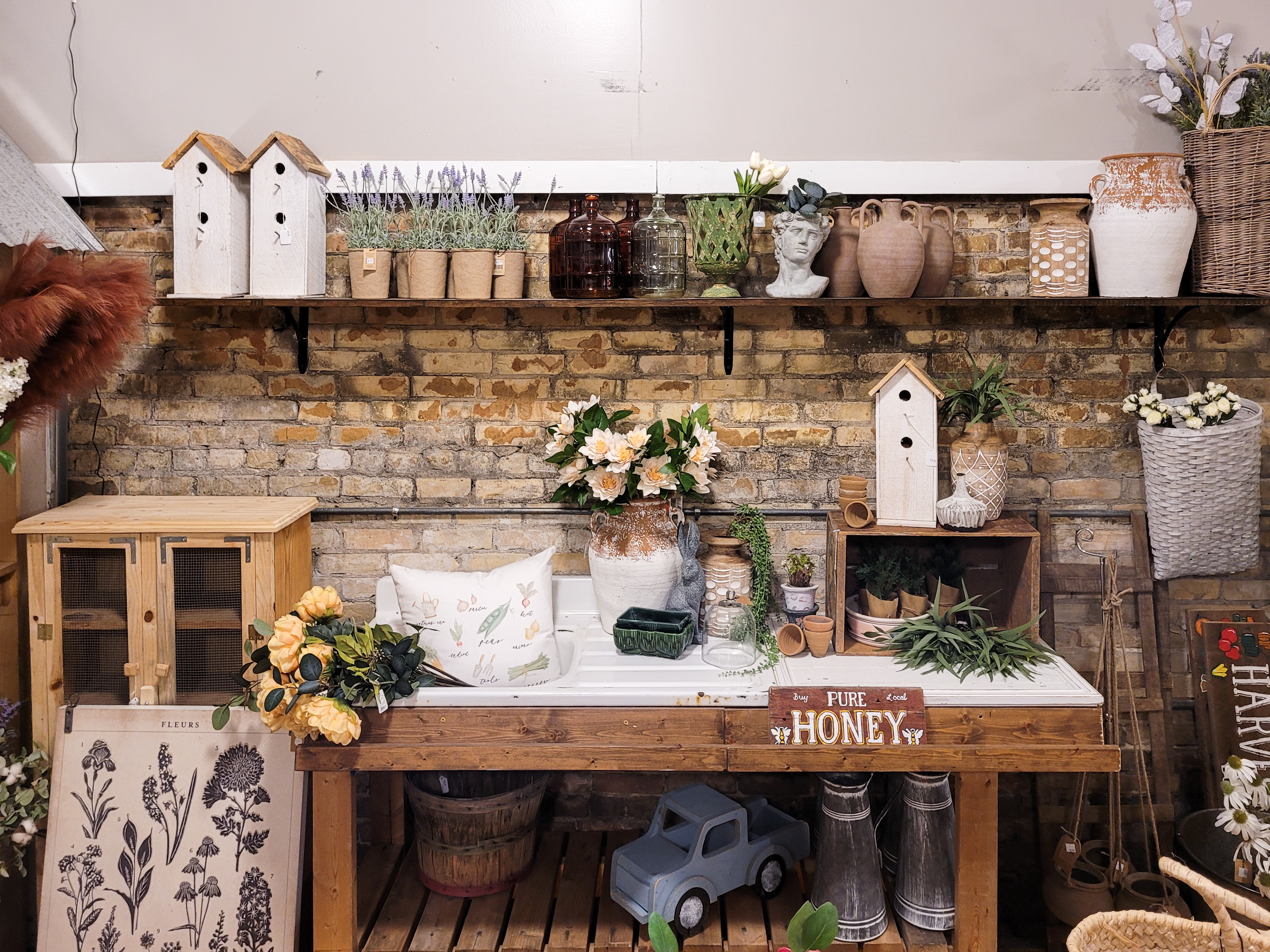 Summer 2023 at Charming North | Shop Tour - Charming North